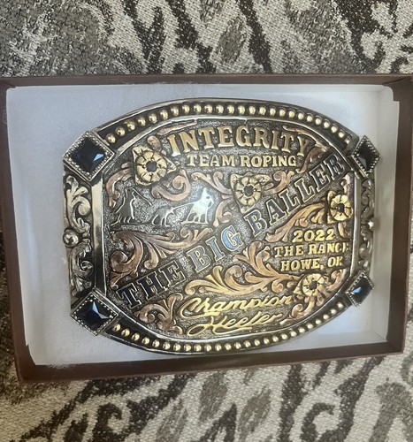 trophy buckle team roping The Big Baller Champion Heeler Rodeo Cowboy ...