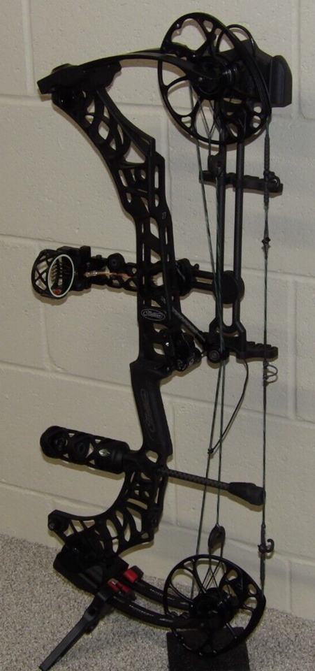 Loaded Right Handed Mathews V3/27 Bow Package -Many DL/DW- Black w ...