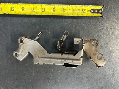 18hp Vanguard Briggs & Stratton 350447 1273-E1 throttle control bracket ...