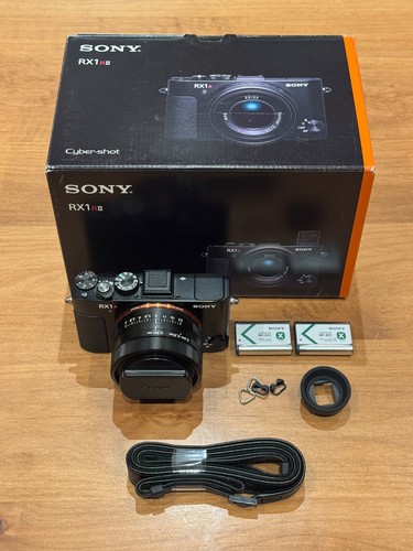 SONY RX1R II 42 MP DIGITAL CAMERA 35mm RX1R2 | eBay