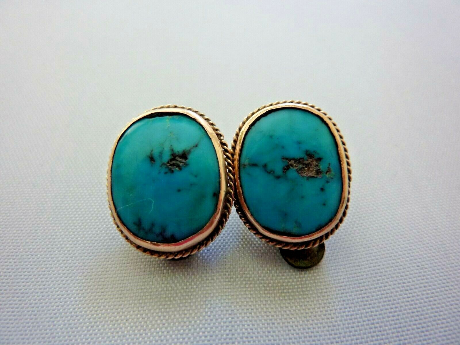 Vintage Womens Turquoise Clip On Earrings - Gem