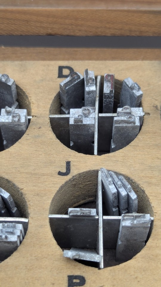 Kingsley Machine Co Letter Type Set for Hot Foil PARTS ONLY LOOK READ ...