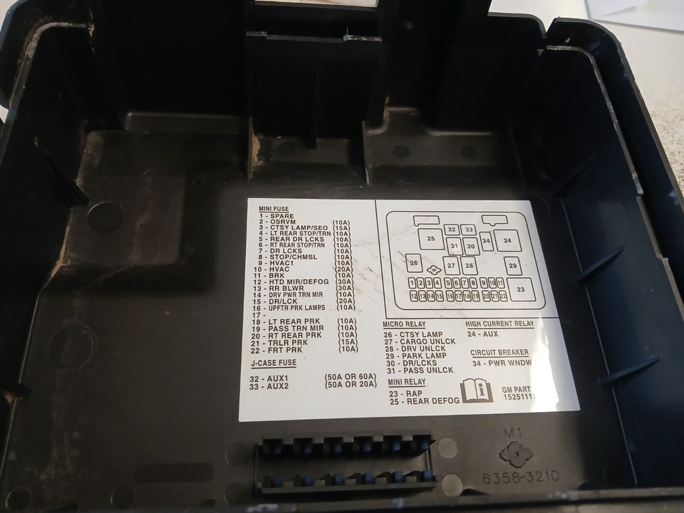 Interior 2003 2006 Chevy Express Fuse Box Lid Cover 2500 3500 2004 2005 ...