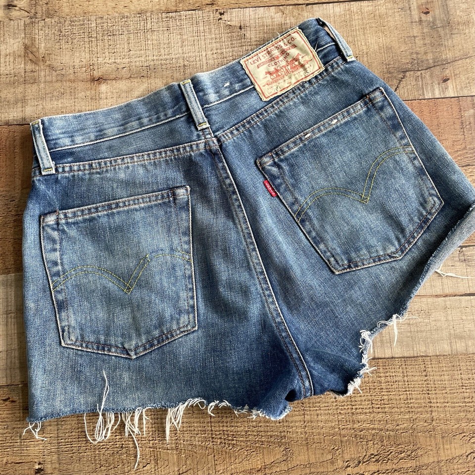 LEVis 701 Cutoff Denim Jean Shorts High Waist Daisy Dukes Size 28 White ...