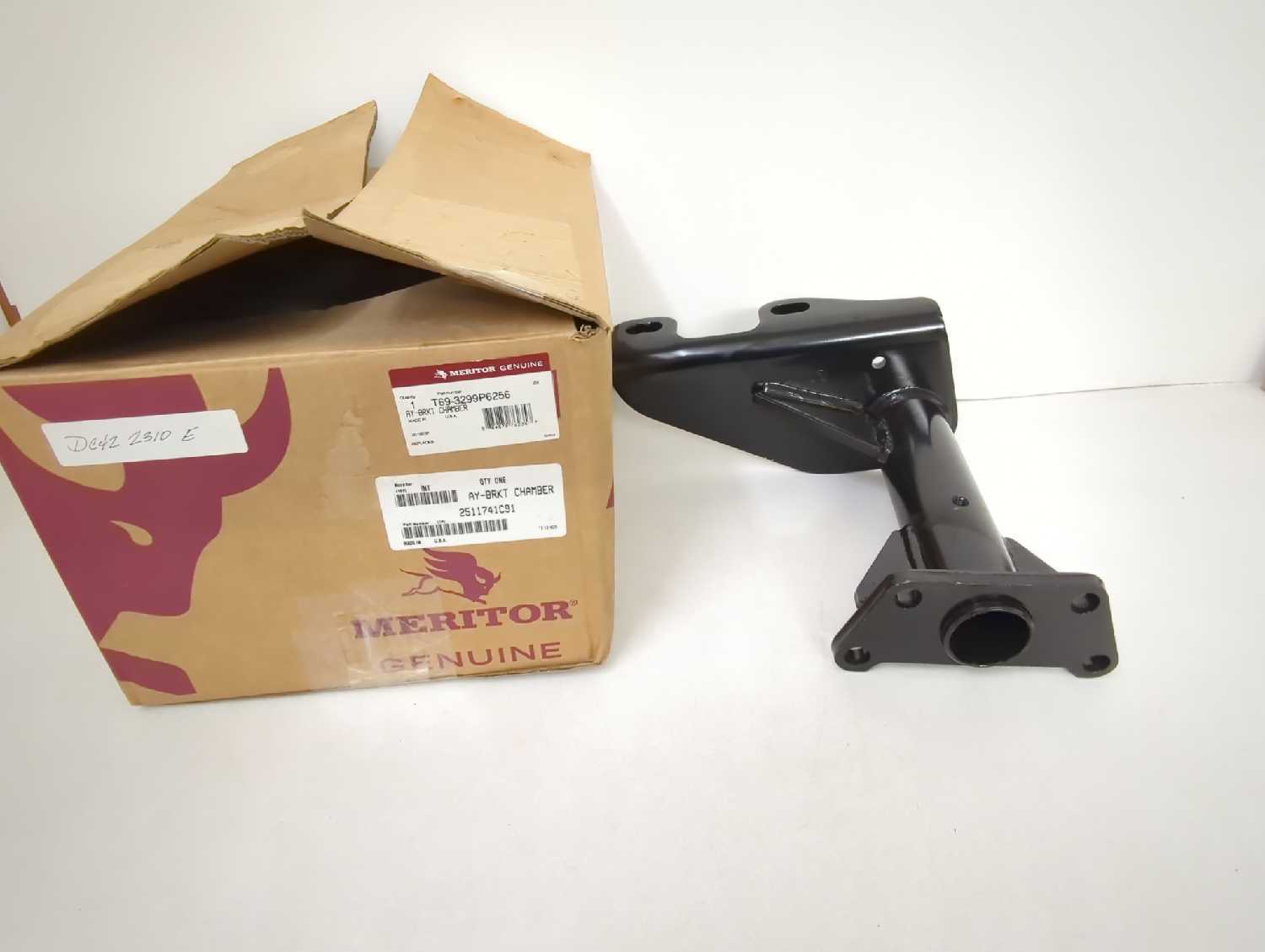 New OEM Ford Meritor Rear Brake Bracket 2004-2015 F-650 F-750 DC4Z-2310 ...