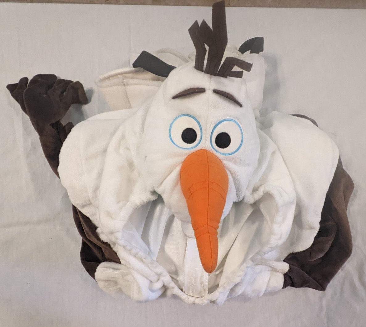 Disney Store Plush Olaf Frozen Costume Size 4 - Gem