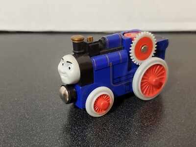 Thomas & Friends Wooden Railway Fergus Traction Engine Learning Curve ...