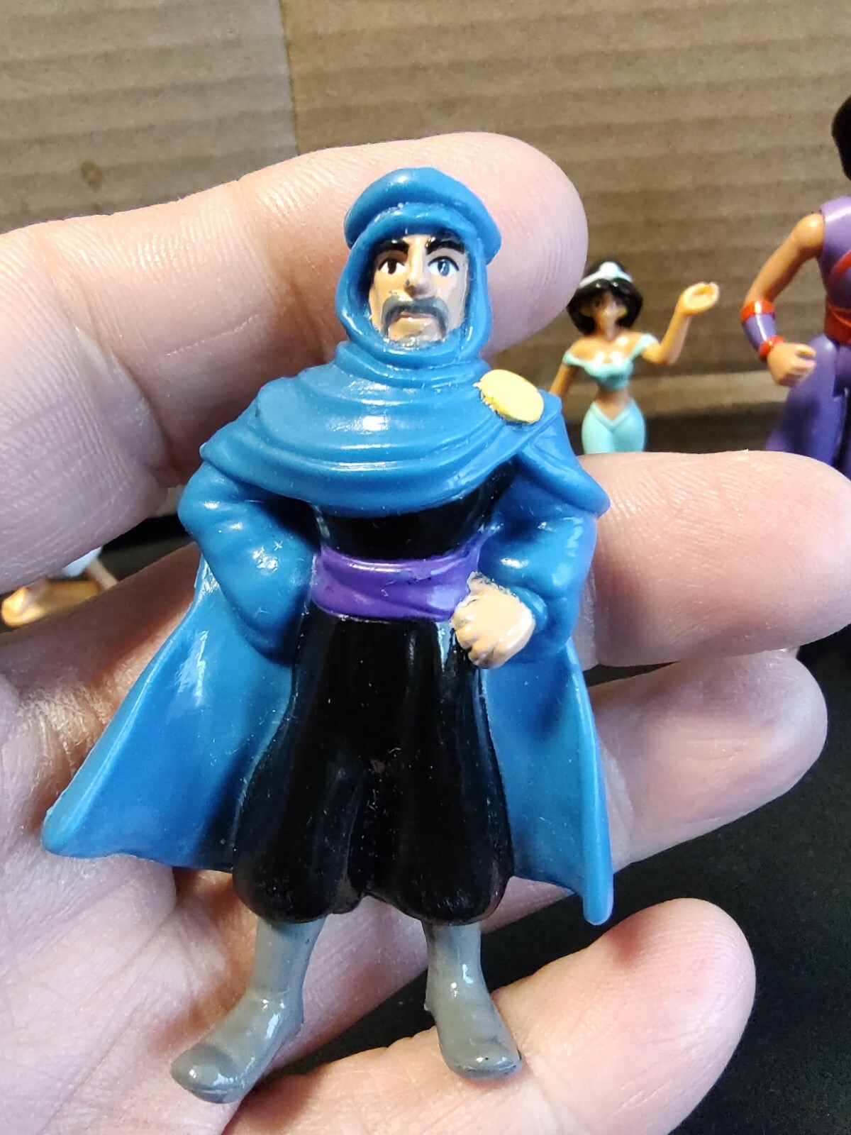 VINTAGE DISNEY ALADDIN TOYS LOT OF 5 (3) MCDONALDS (2) MATTEL FIGURES ...