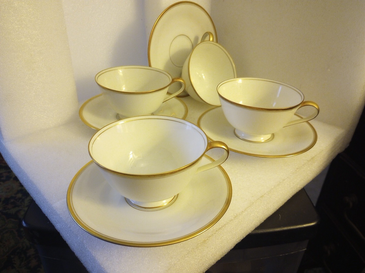 Vintage Tirschenreuth Colonia 4 Sets Cups / Saucers W/ Gold Trim Pasco ...