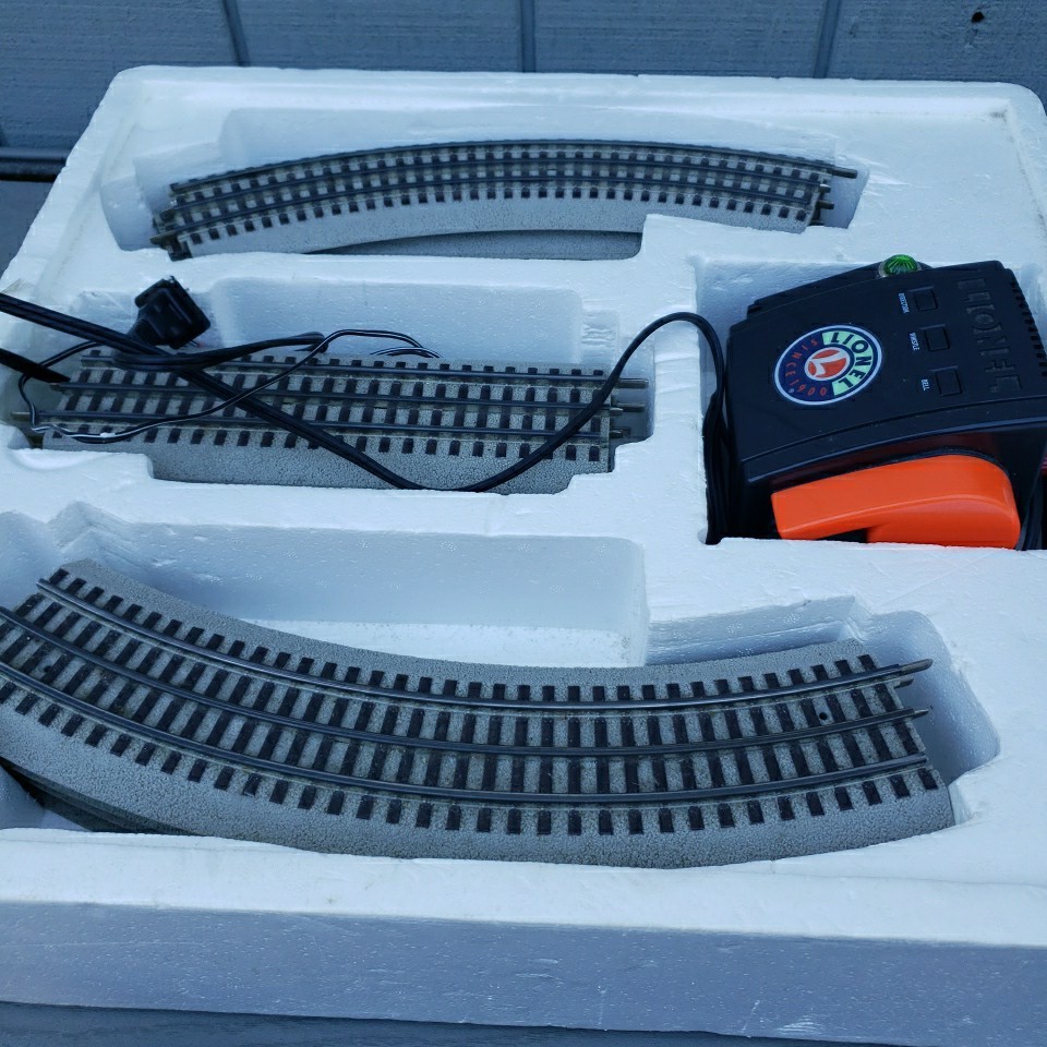 LIONEL O Gauge Area 51 Alien Spaceship Recovery Set 6-30087 (0-8-0 ...