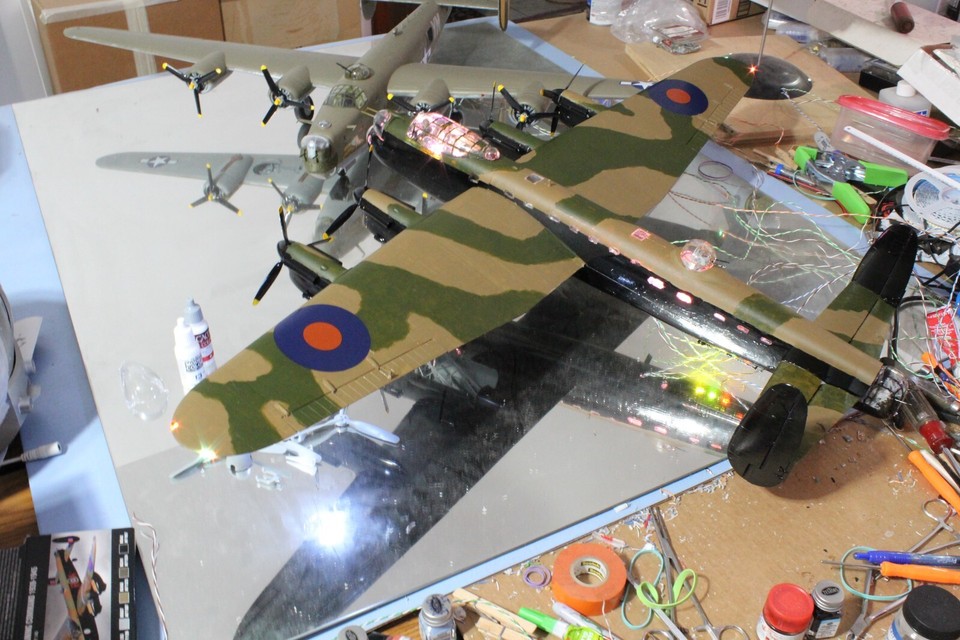 Avro Lancaster 1/32 HK Models 01E010 new with metal landing gear | eBay