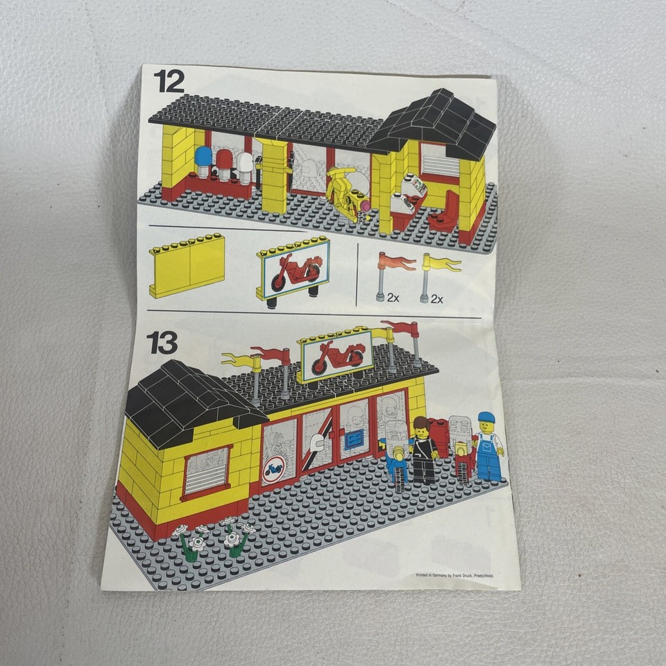 VTG 1984 LEGO #6373 Motorcycle Shop-INCOMPLETE-No Box/baseplate-All ...