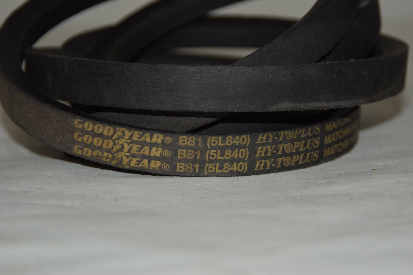 (New) Goodyear B81 (5L840) HY-T Plus Matchmaker V-Belt B81 5L840 ...