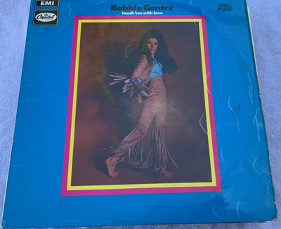 Bobbie Gentry Touch Em With Love Mississippi Delta Chanteuse Bobbie