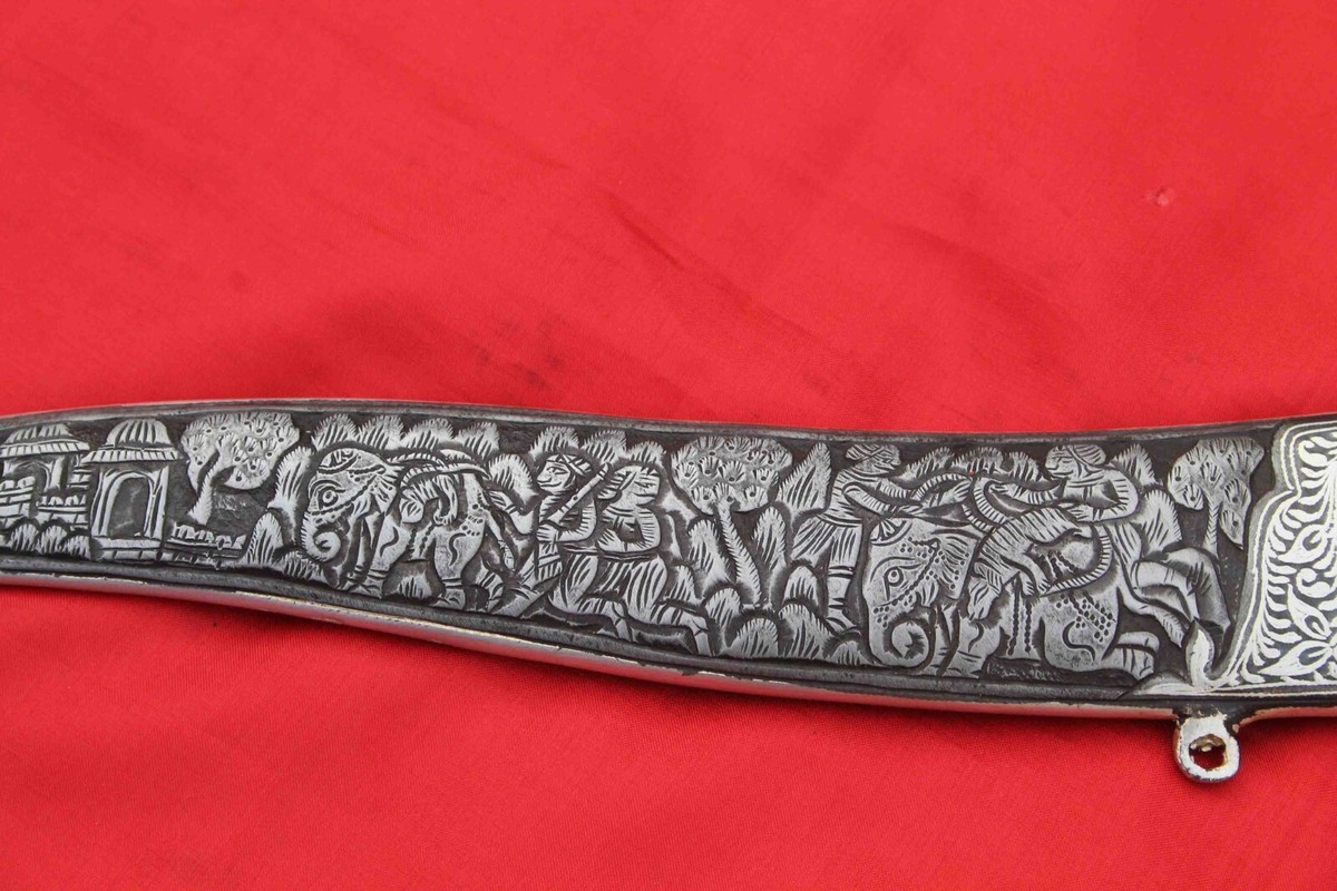 Inlaid Dagger Blade With Lion Hunt V.very Fine Maughal Silver Inlaid