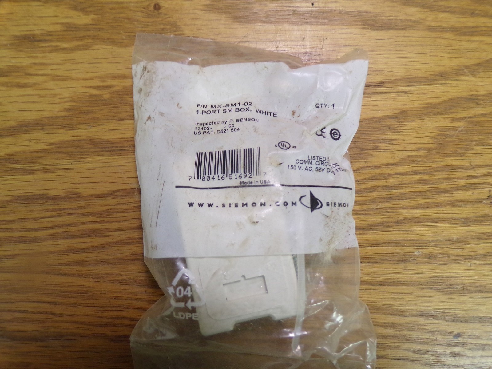 Siemon MX-SM1–02 Single Port White Surface Mount Boxes. . . for sale ...