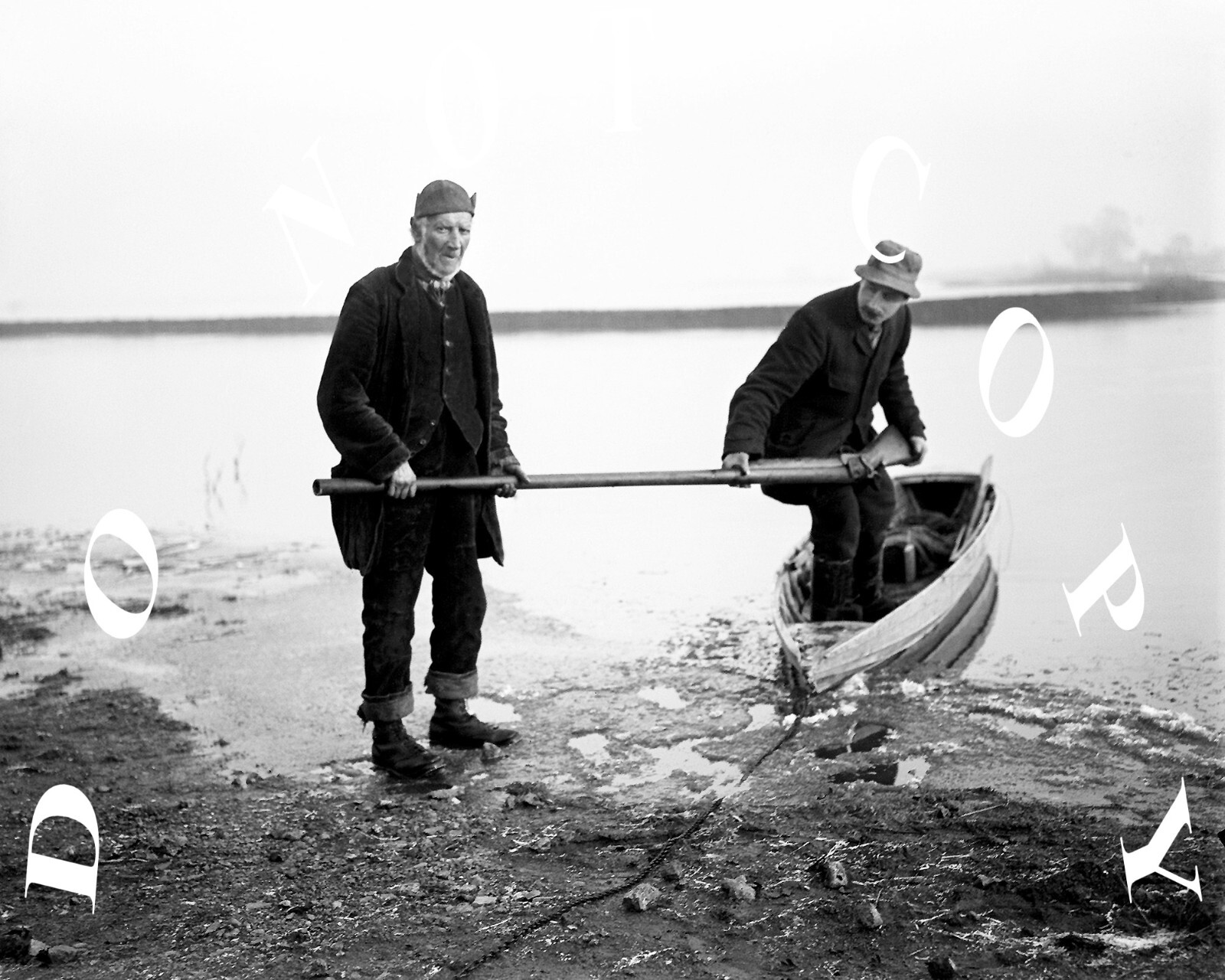 ANTIQUE REPRODUCTION HUGE PUNT GUN IN DUCK HUNTING BOAT 8X10 PHOTOGRAPH ...