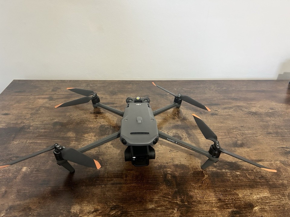 DJI Mavic 3 Enterprise – | ~3 Hours Flight Time | 3 Batteries + Charger ...