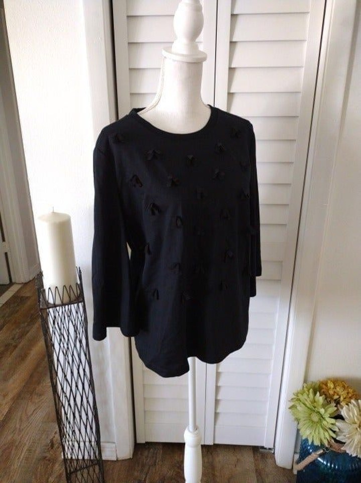 Ann Taylor navy long sleeve blouse with ribbons on front and ribbon tie ...