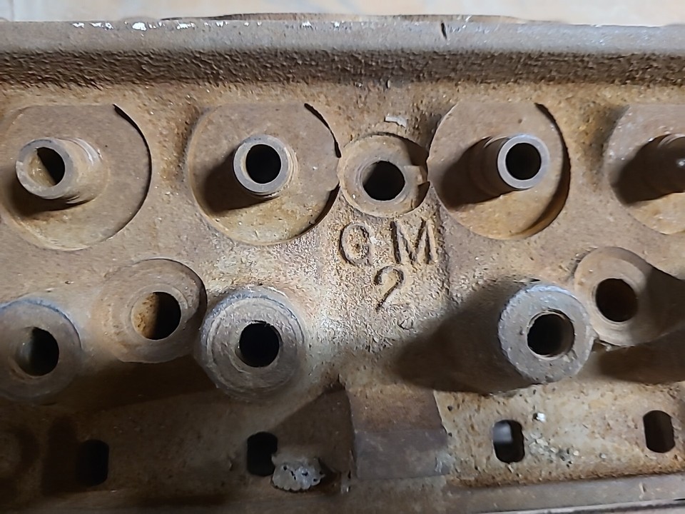 Chevy/GM 3782461 Ported Cylinder Heads Double Hump Pair Heads NHRA Hot ...