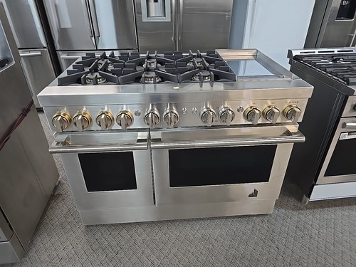 JennAir JGRP548HL - 48" RISE Gas Range 6 Burners + Griddle Stainless ...