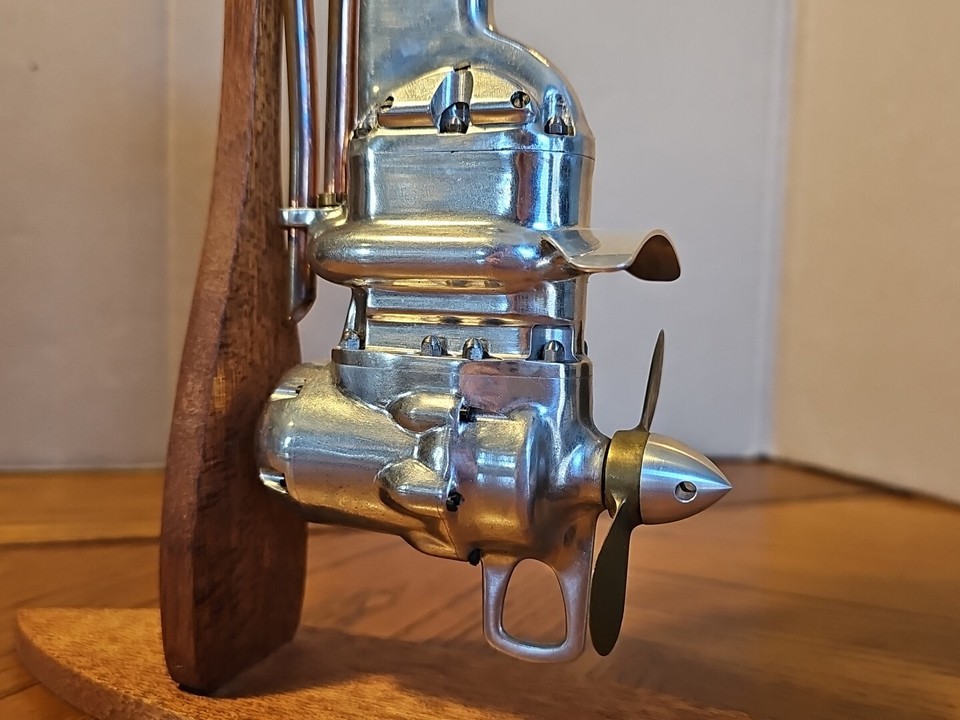 Ted Maciag Clarke Troller TWIN cylinder Toy Outboard Boat Motor 1:3 ...