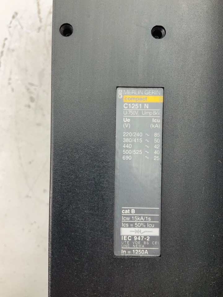 NEW MERLIN GERIN C1251N CIRCUIT BREAKER 1250 A 3P 690V STR 25DE TRIP ...