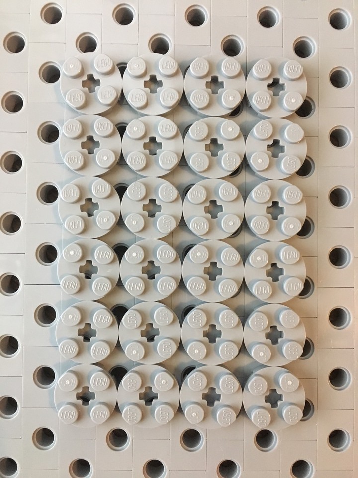 LEGO 2x2 Round Light Gray Plate With Axle Hole Pieces New Part 4032 Lot ...