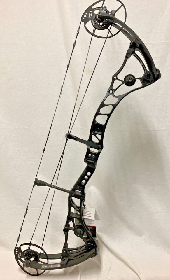 Bowtech Core SR RH 70# Black | eBay