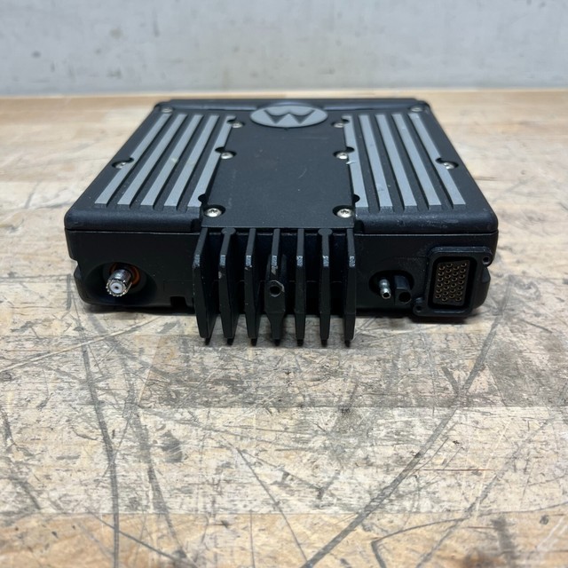 Motorola XTL 5000 P25 Digital 700/800mhz Mobile Radio Xtl5000 for sale ...