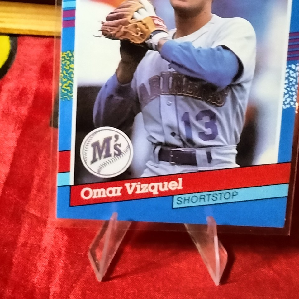 1991 Donruss - Omar Vizquel #231 2 Error Yellow Stripe on Right Border ...