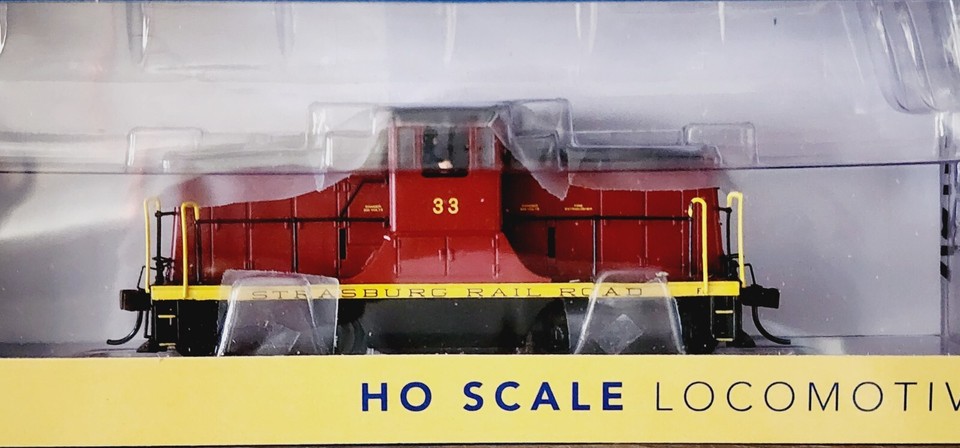 Bachmann 68203 HO Scale GE 44-Ton Diesel Switcher Strasburg SRC 33 DCC ...