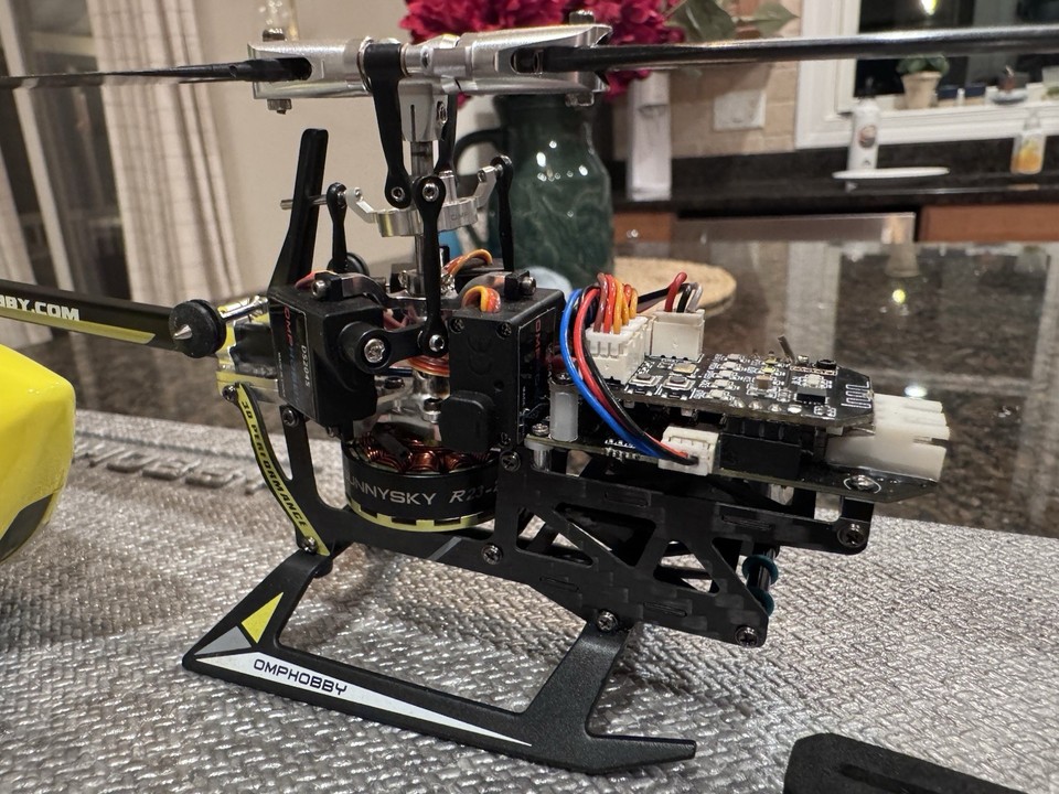 OMP M1 EVO RC Helicopter 5 Batteries Spektrum Rx Many Spare Parts ...