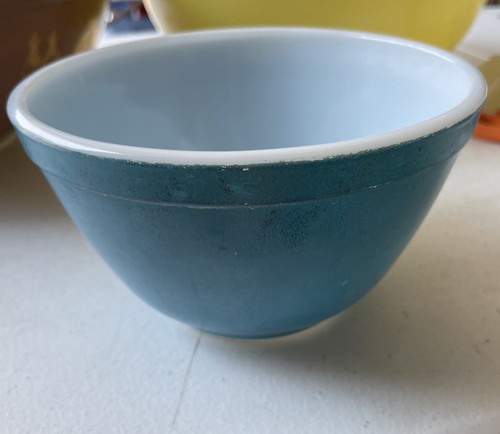 Vintage Pyrex Turquoise Robins Egg Blue Mixing Bowl | eBay