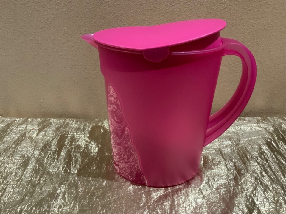 New Tupperware Beautiful Jumbo Expression Pitcher 1 Gallon 3.7L Fuchsia ...