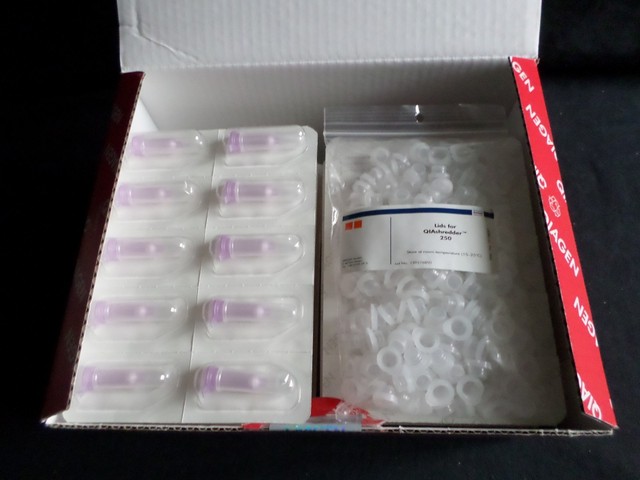 QIAGEN 79656 QIAshredder 158 Disposable Cell Lysate Homogenizers for ...