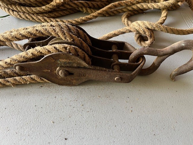 Antique Block and Tackle Triple Pulley. works good and selling as is ...