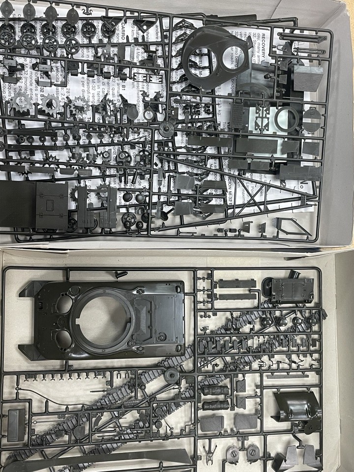 Recovery Vehicle M-32 - 1/35 Scale Italeri Unassembled AFV Kit#203 | eBay