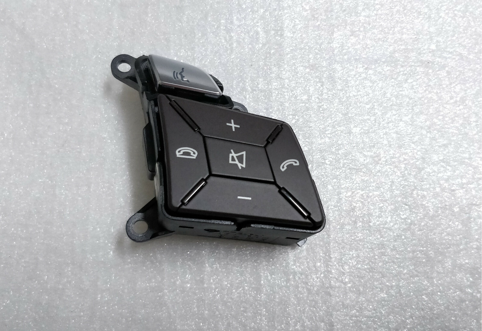 MERCEDES C W204 STEERING WHEEL SWITCH BUTTON BROWN VOLUME PHONE W246 B ...