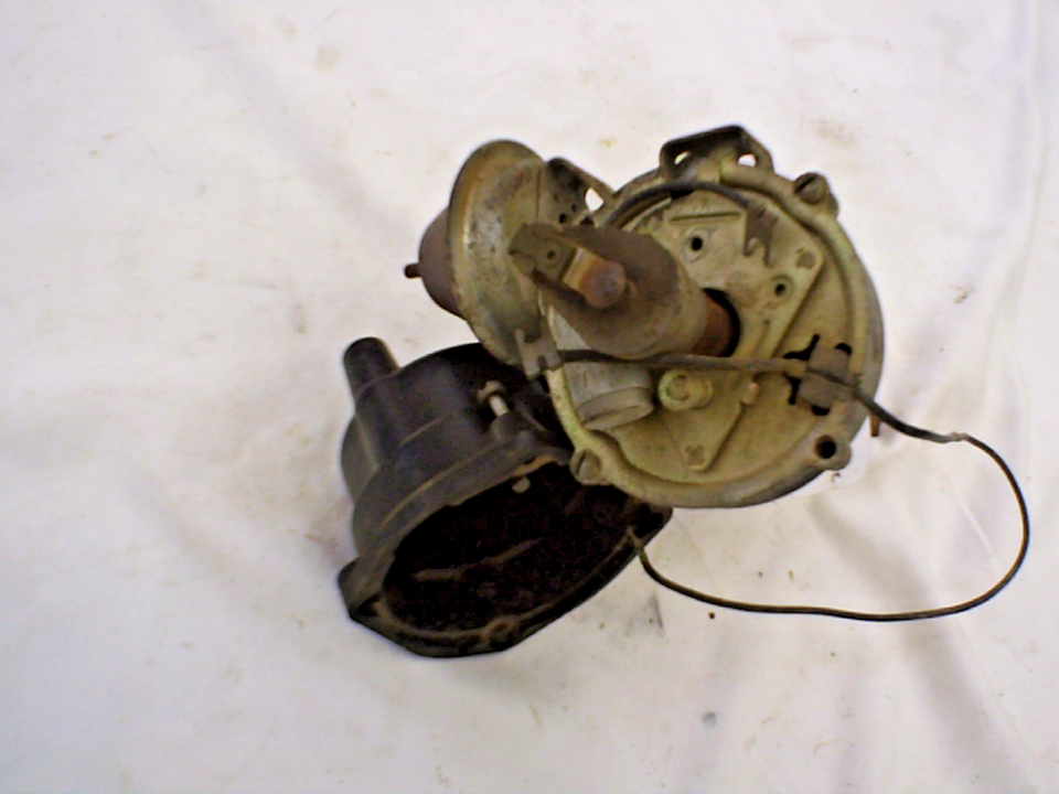 Delco Remy Distributor 110 458 007 1962-1970 153 L4 Iron duke points ...