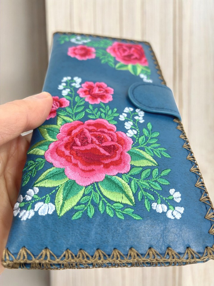 Lavishy Wallet - Pink Rose Bouquet Floral Embroidery wallet, Love Rose ...