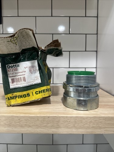 Dottie NT250i 2-1/2″ No Thread Connector for Rigid Conduit Insulated ...