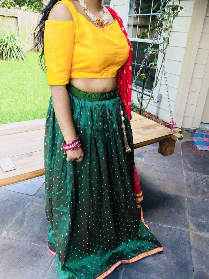 NEW 3 PCE STUNNING BOUTIQUE SILK DESIGNER LENGHA CHOLI/HALF SAREE FULLY ...