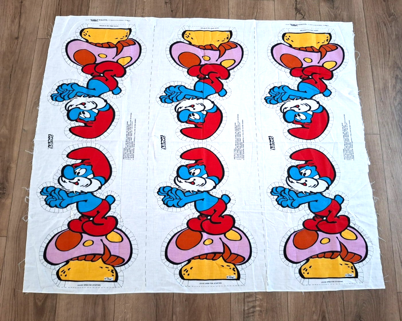 Vintage Papa Smurf Mushroom Fabric Cut-Outs 1982 TigressPride | eBay