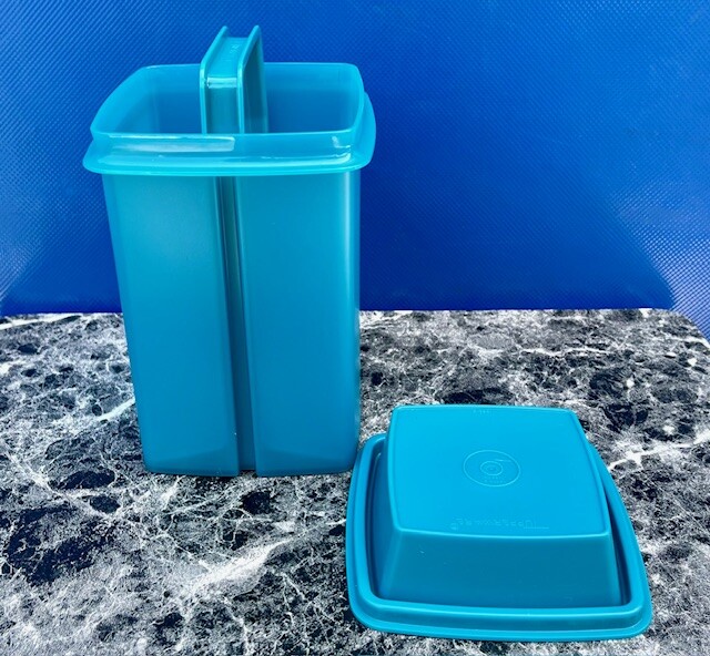 Tupperware Square Container Pick A Deli Pickle Jalapeño Olive Keeper 8 ...