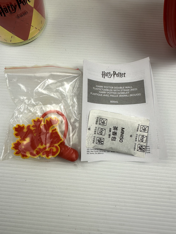 Harry Potter Gryffindor Crest Logo 800ML Travel Cup with Straw ...