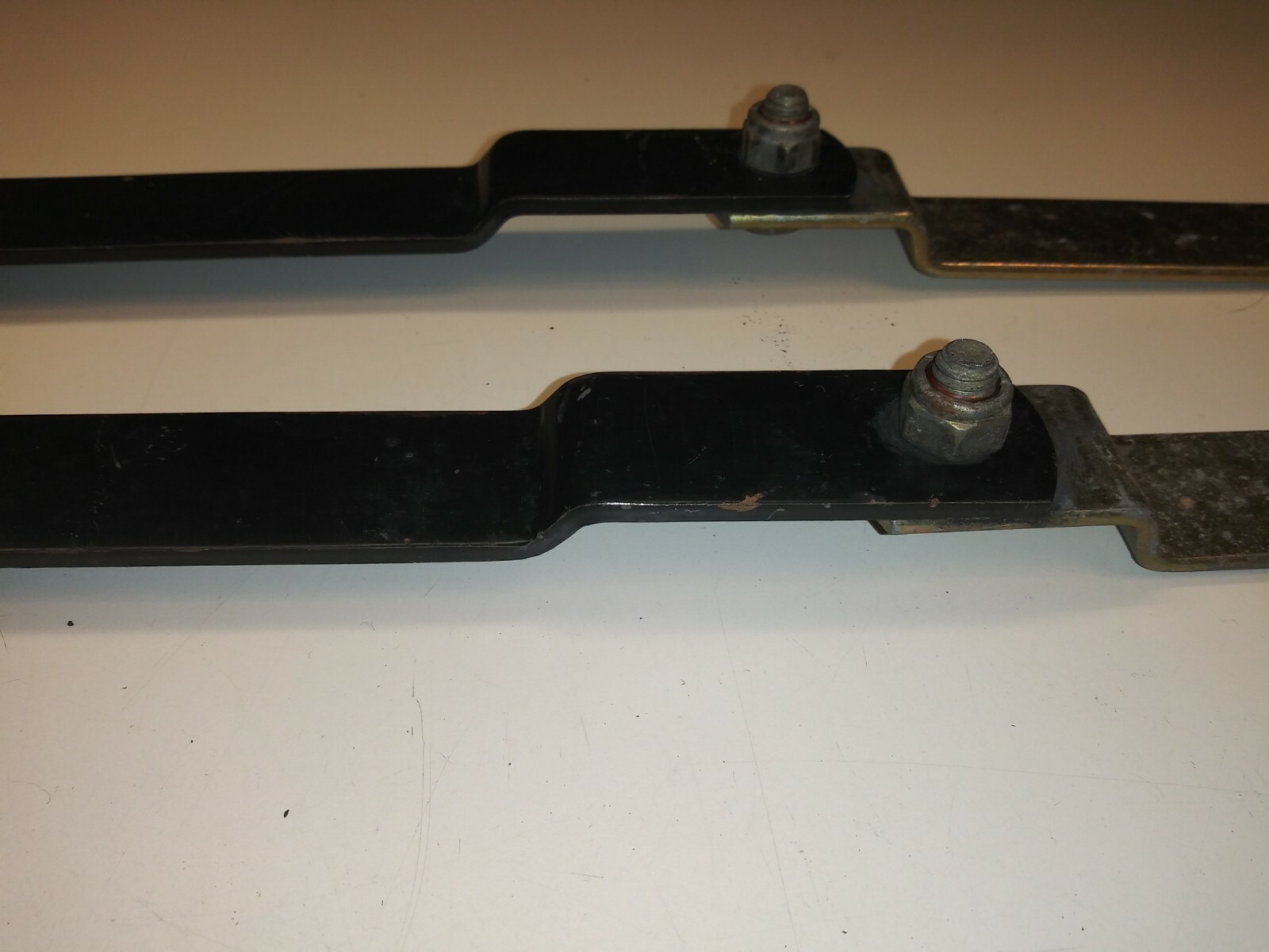 TORO PROLINE 30718 118 UPPER 54 - 186O & LOWER 54 -1870 HOOD STOP ...