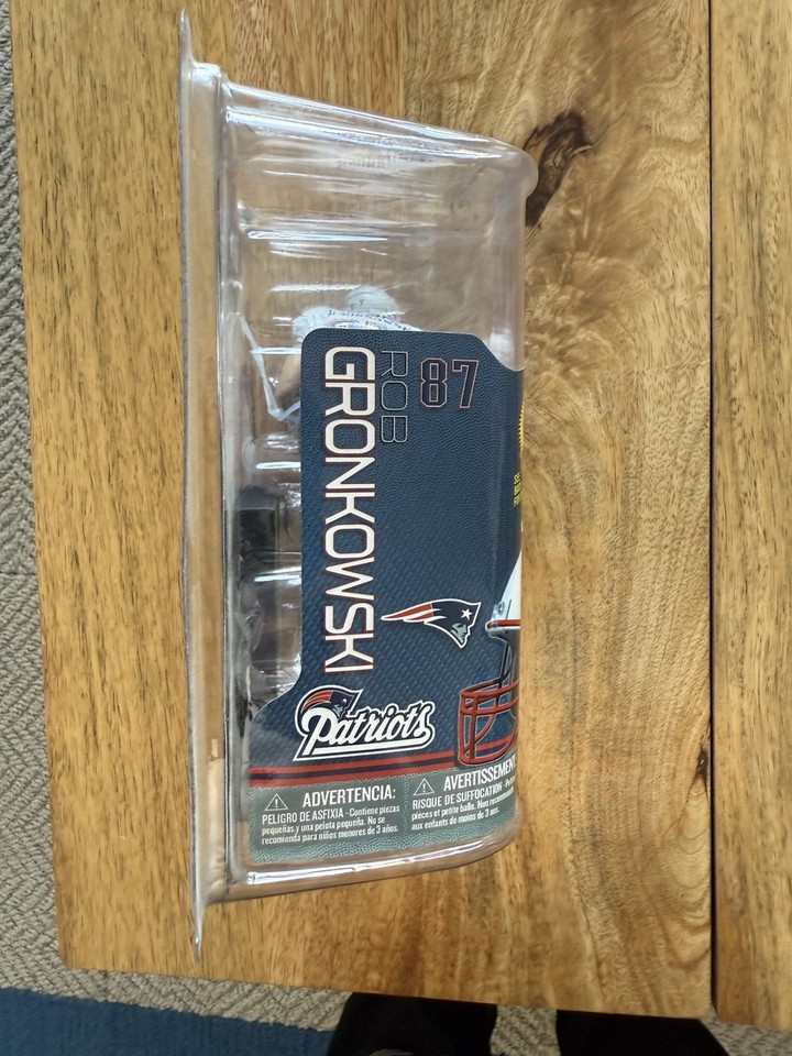 McFarlane Rob Gronkowski #87 New England Patriots NFL Series 29 DEBUT ...
