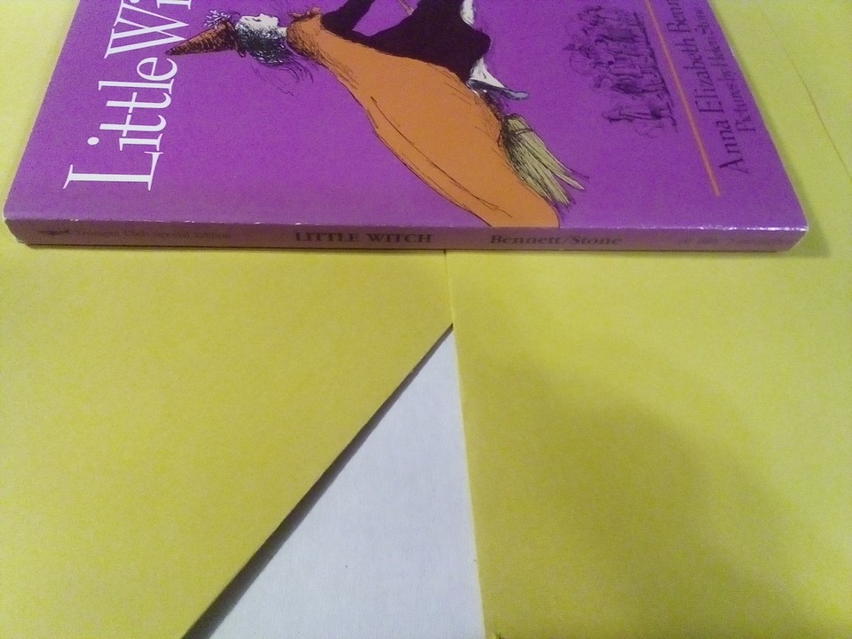 Anna Elizabeth Bennet,Little Witch, Paperback Book October 1990. VG ...
