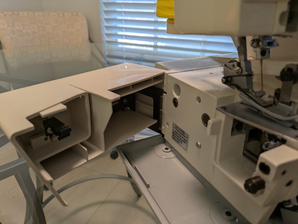 Simplicity Easy Lock Sewing Machine 804 DSP Differental Feed Serger | eBay